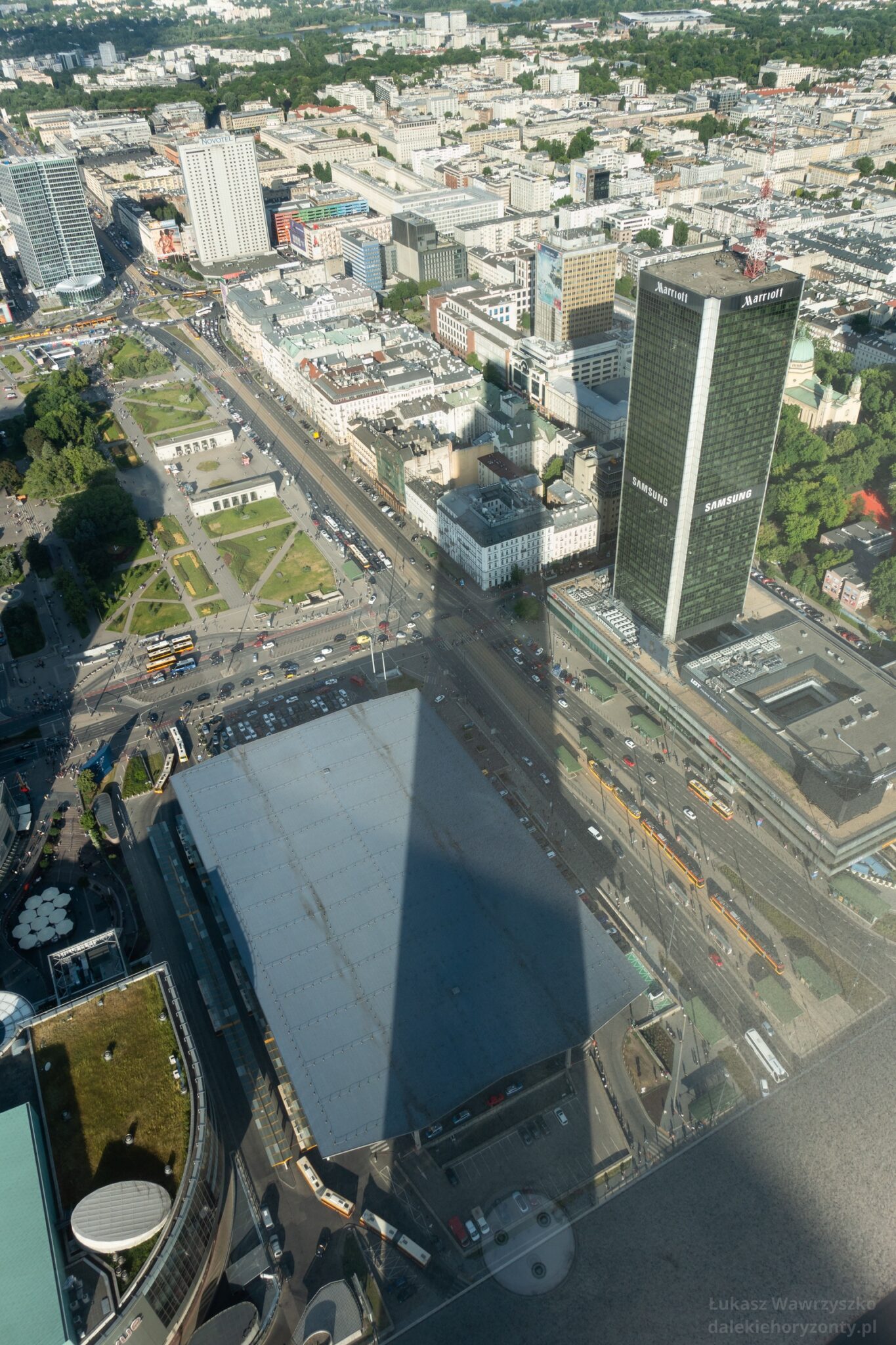 Dalekie obserwacje z Varso Tower w Warszawie [114 km] – Dalekie Horyzonty